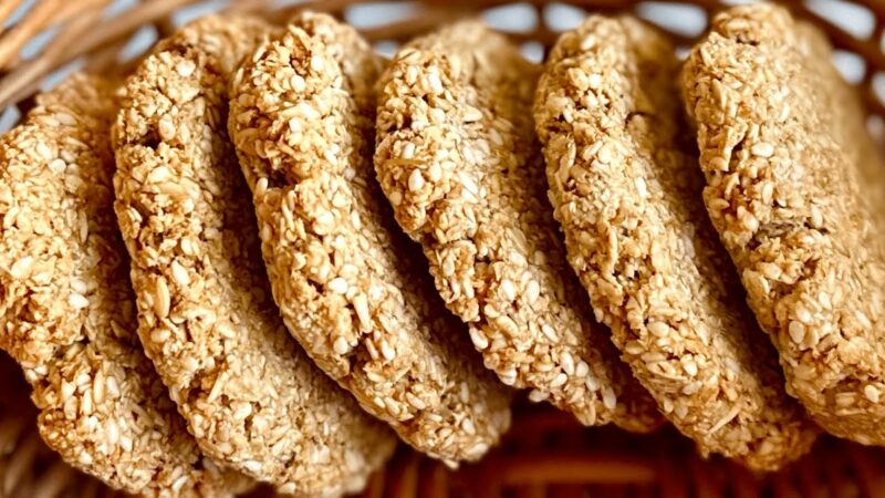 Biscoitos crocantes bem simples! Sem açúcar, sem farinha, sem manteiga!